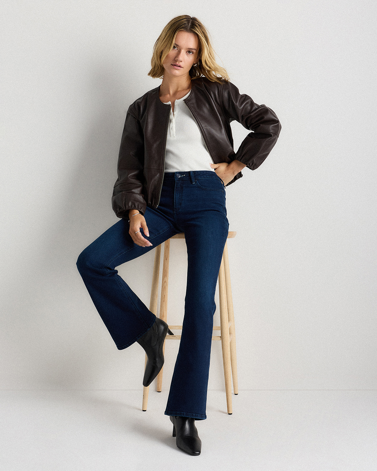 QUINCE Luna Stretch Flare Jeans